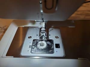 How To Thread A Singer Heavy Duty Sewing Machine