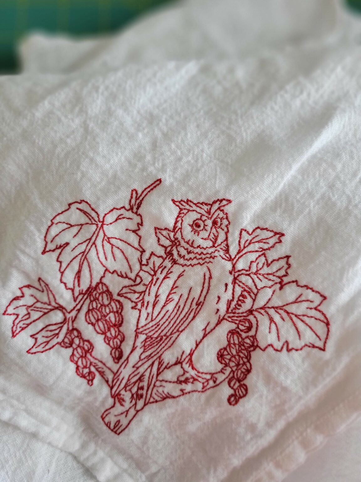 Redwork Machine Embroidery (Tutorial & FREE Designs!)