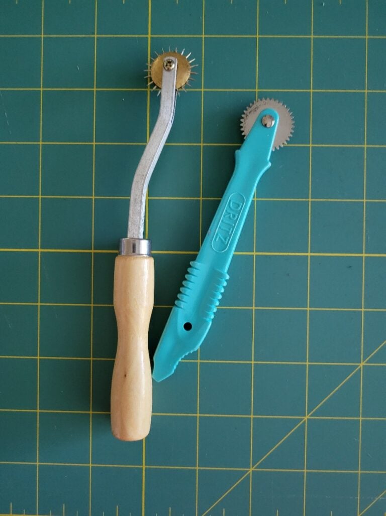15 Marking Tools In Sewing (Pictures & Names)