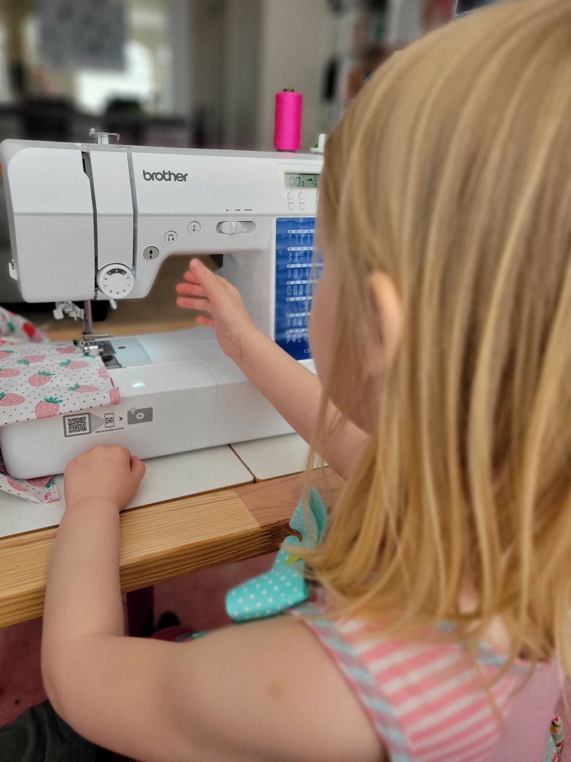 7 Best Sewing Machines For Beginners Learning To Sew